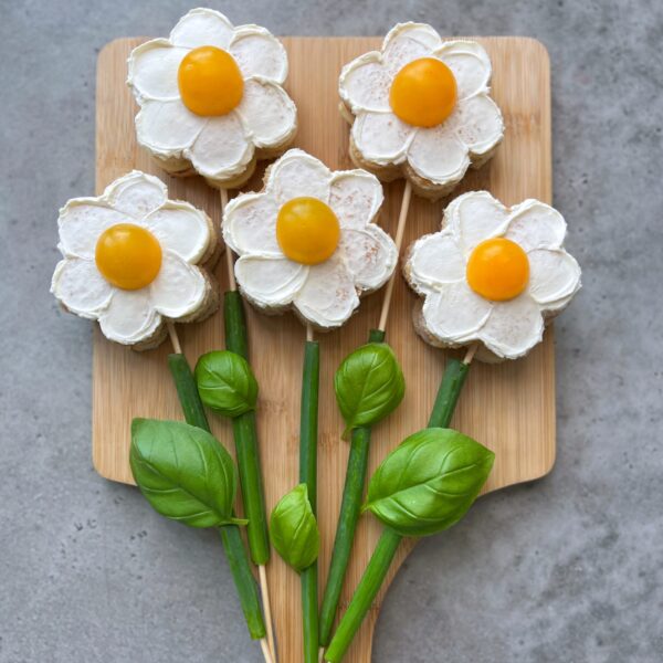 Daisy Sandwich Appetizers (The Ultimate Party Food) - Foodbites