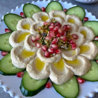 Beautiful Hummus Platter (the BEST Appetizer) - Foodbites