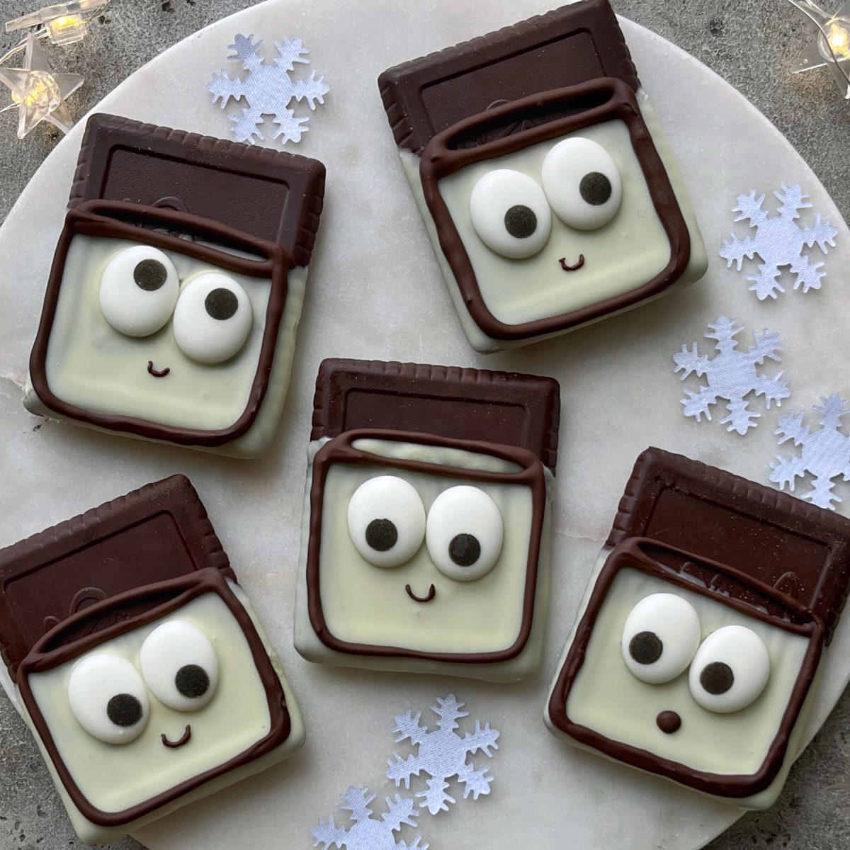 Santa's Milk and Cookies (The Perfect Holiday Treat) - Foodbites